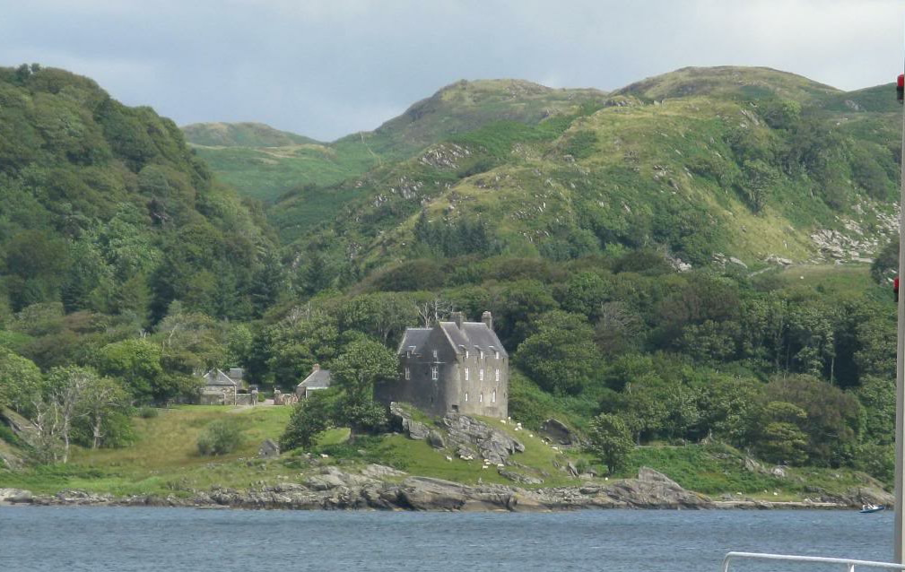Duntrune Castle, Argyll, Scotland | Photo Gallery | World Building ...